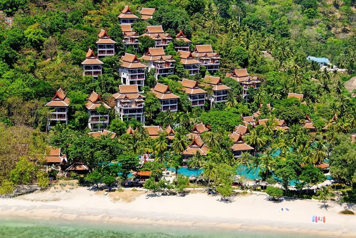 Thavorn Beach Village - Phuket.Net
