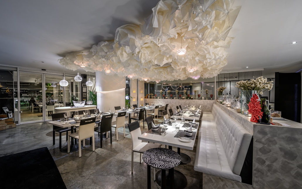 Acqua Restaurant - Phuket.Net