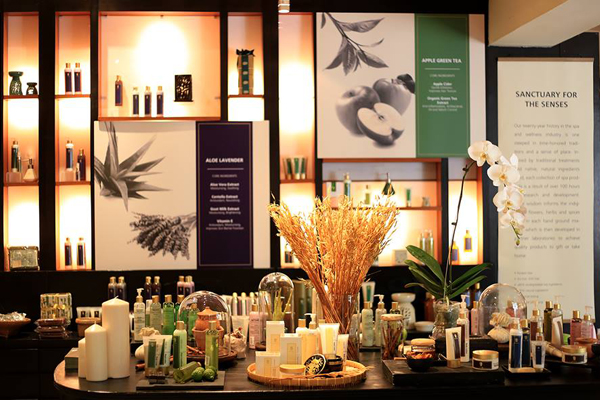 Banyan Tree Essentials - Phuket.Net