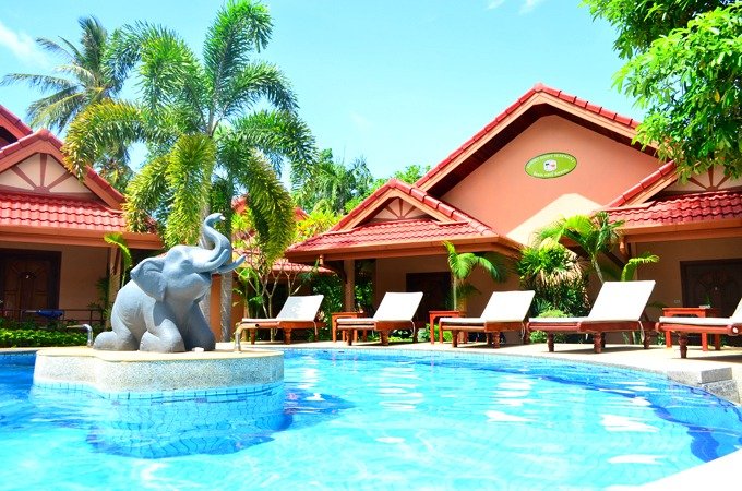 The Happy Elephant Resort - Phuket.Net
