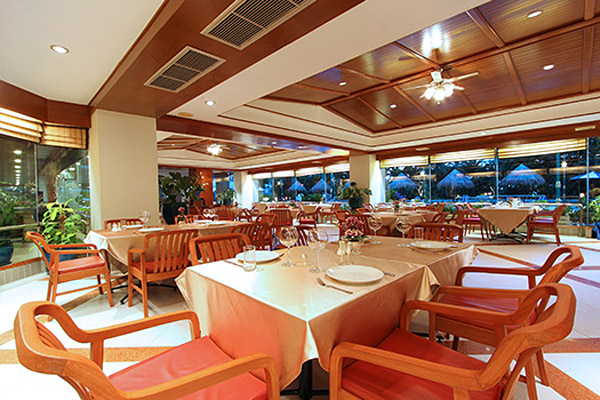 Suites Restaurant - Phuket.Net