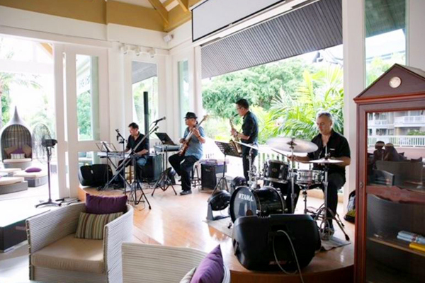 Loy Krathong Bar Angsana Laguna Phuket - Phuket.Net