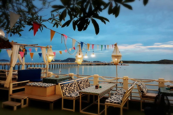 FISH BAR & Restaurant - Phuket.Net