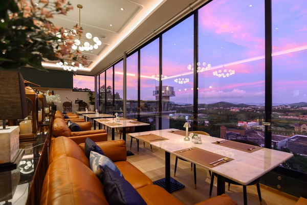 Plearn Restaurant - Phuket.Net