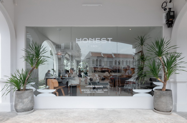 Honest Coffee & Service - Phuket.Net