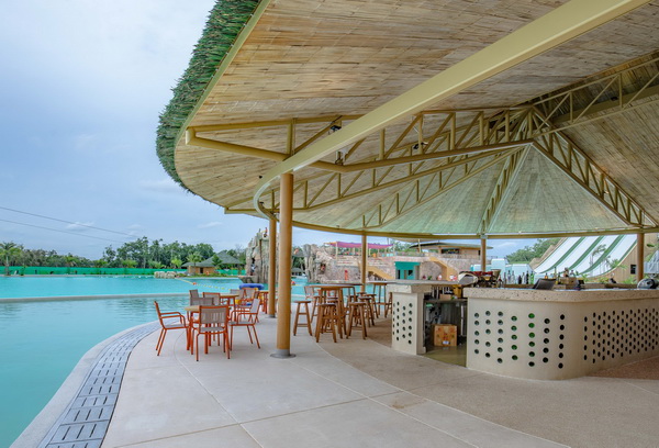 Bay Grill at Blue Tree - Phuket.Net