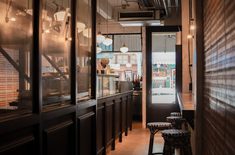 ELLE Cafe Phuket - Phuket.Net