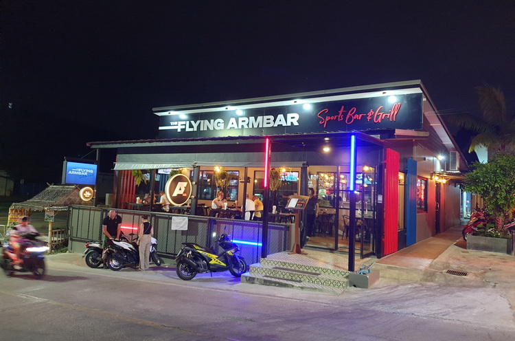 The Flying Armbar - Phuket.Net