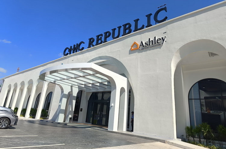 Chic Republic Phuket - Phuket.Net