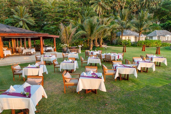 Beach Restaurant @The Surin Phuket - Phuket.Net