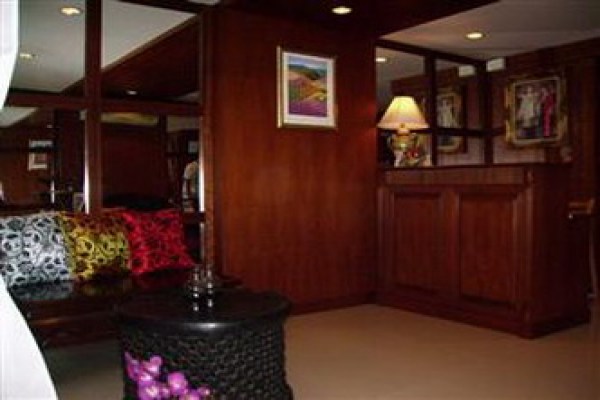 Le Tanjong House - Phuket.Net
