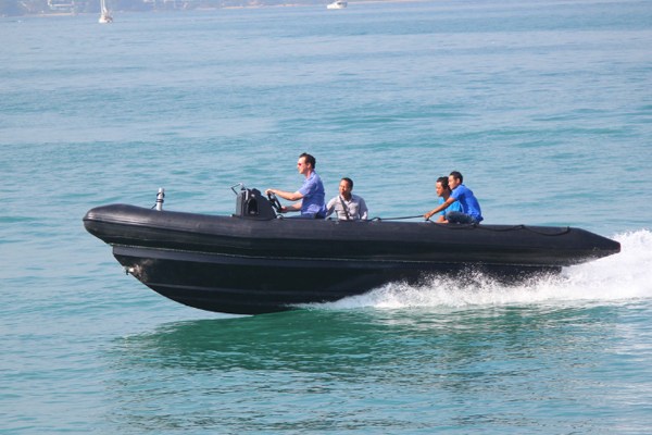 Cholamark Boat - Phuket.Net