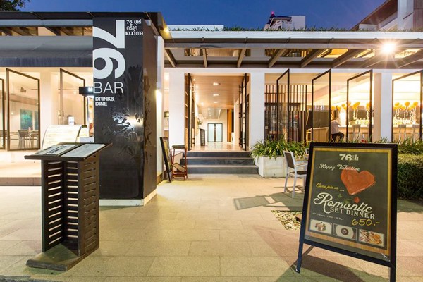 76 Bar Drink & Dine - Phuket.Net