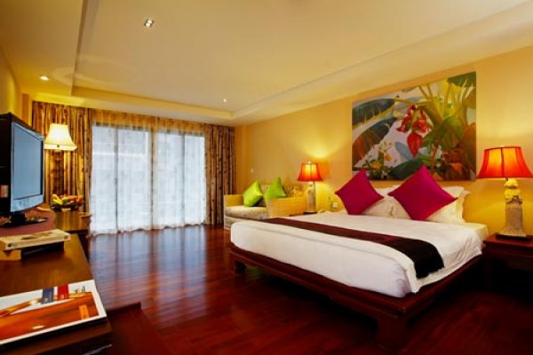 Baan Laimai Beach Resort - Phuket.Net