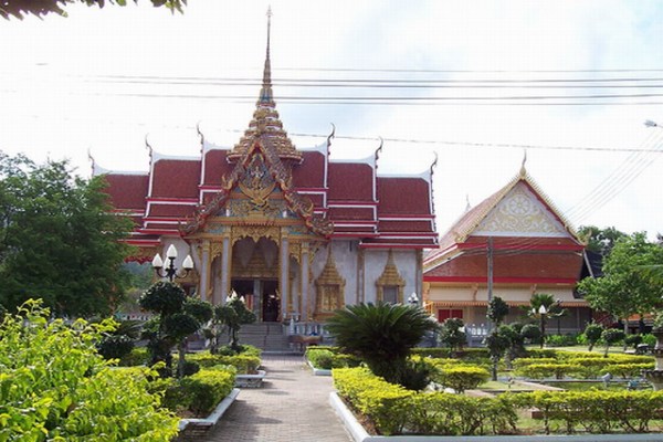 Wat Phra Thong Temple (Pra Tong Temple) - Phuket.Net