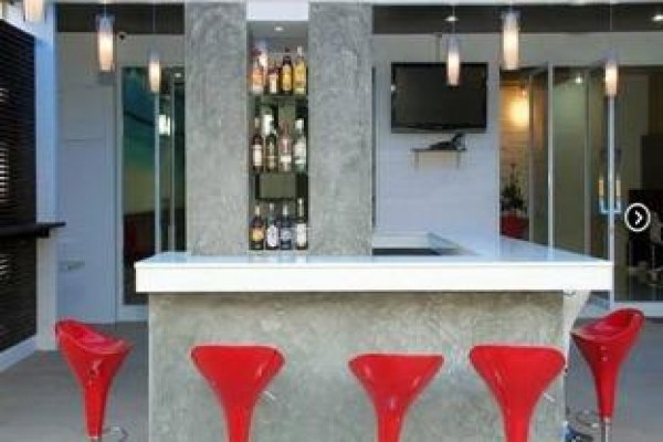 Thana Guest House & Restaurant - Phuket.Net