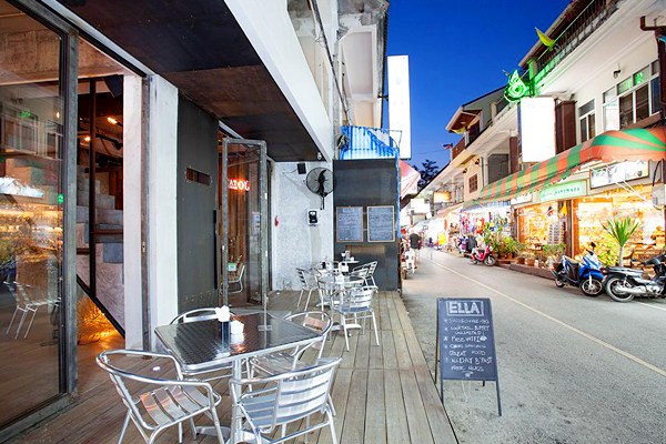 ELLA Bar, Bistro & Bed - Phuket.Net