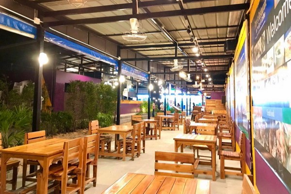 Phen's Restaurant Bar & Coffee - Phuket.Net