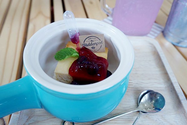 Hidden Pot Bakery & Cafe - Phuket.Net