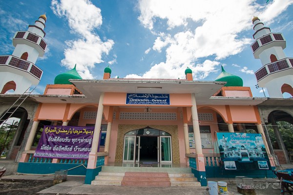 Al Islah Mosque Phuket - Phuket.Net