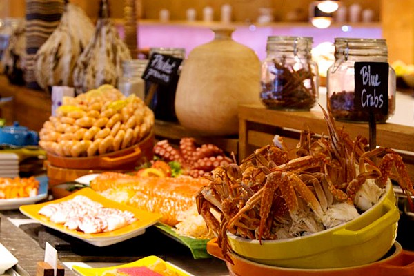 Bubbles Restaurant at Grand Mercure Patong - Phuket.Net