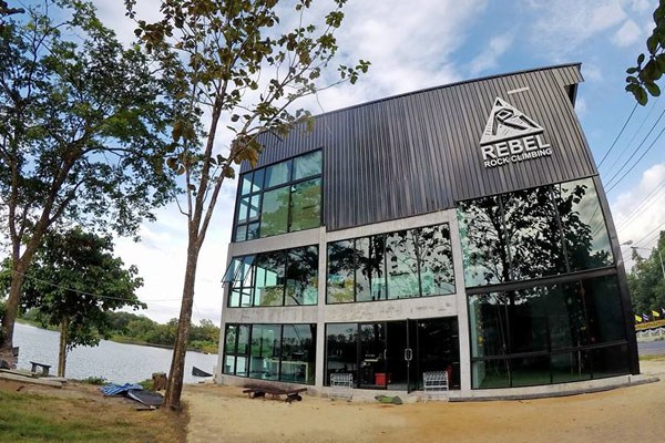 REBEL Rock Climbing - Phuket.Net