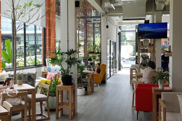 SomSak Cafe - Phuket.Net