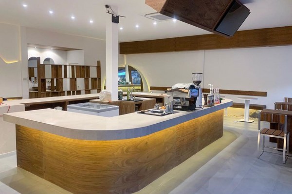 Aram Coffee & Crepe - Phuket.Net