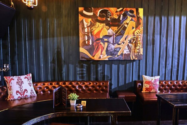 Hush Hush Bar Phuket - Phuket.Net