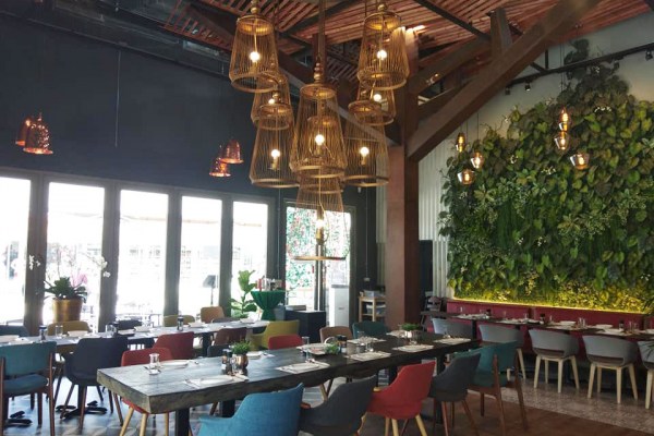 Spice House Restaurant Porto de Phuket - Phuket.Net