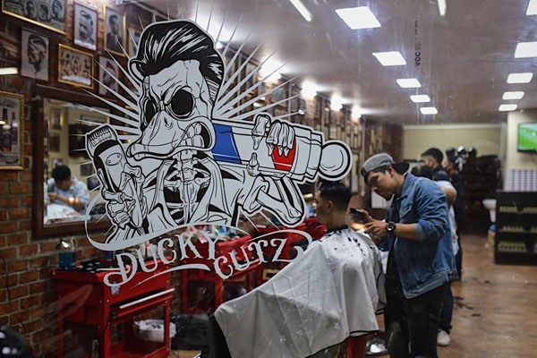 Ducky Cutz Chalong Barbershop - Phuket.Net