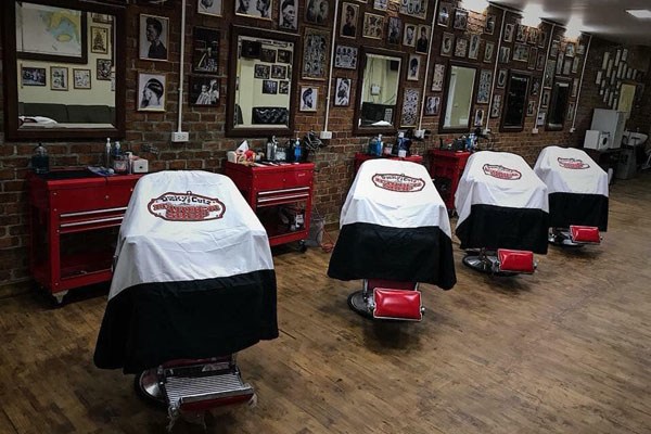 Ducky Cutz Chalong Barbershop - Phuket.Net