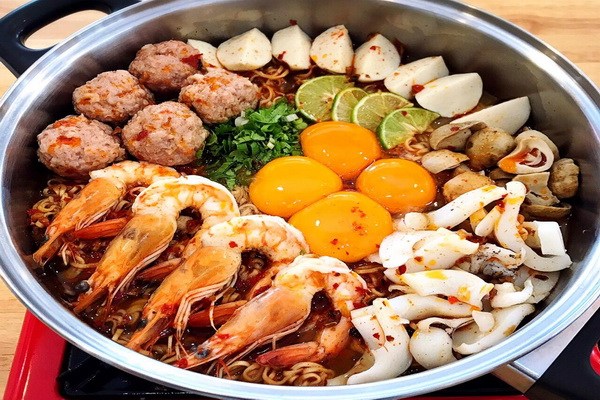 Piset Restaurant Phuket - Phuket.Net