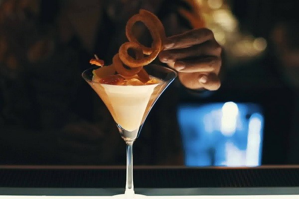 Summerset Bar & Lounge Phuket - Phuket.Net