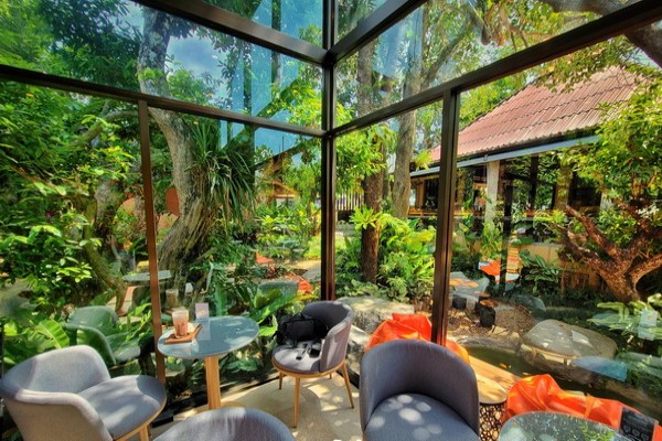 Chuen Chom Cafe and Restaurant - Phuket.Net