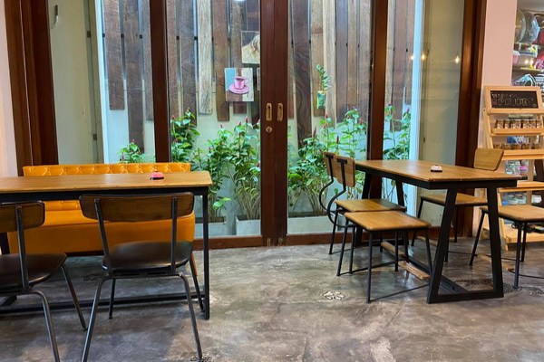 Smilepet Grooming & Restaurant - Phuket.Net