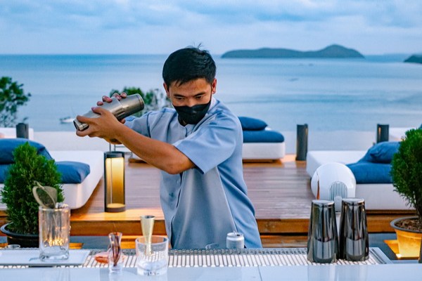 AKOYA|Star Lounge - Phuket.Net