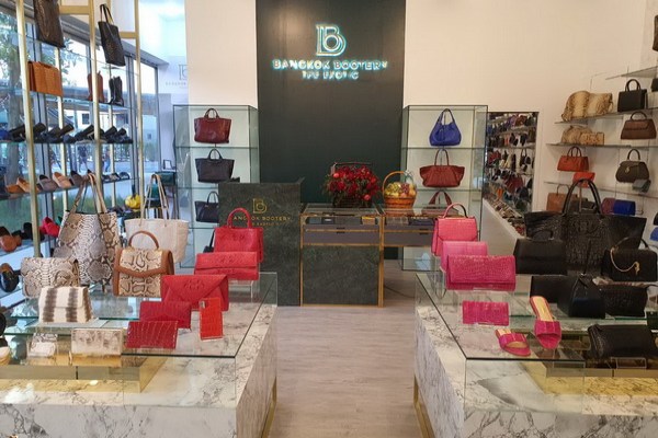 Bangkok Bootery Porto de Phuket - Phuket.Net