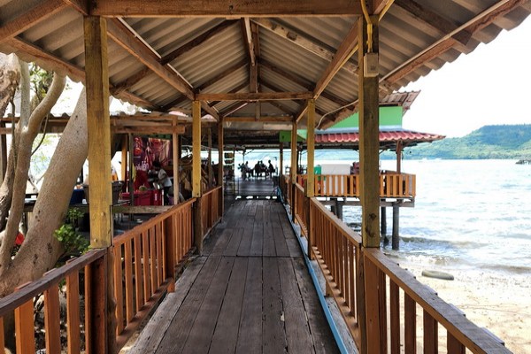 Laem Sai Seafood - Phuket.Net