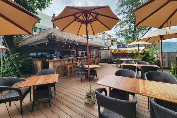 Blue Beach Cafe & Restaurant - Phuket.Net