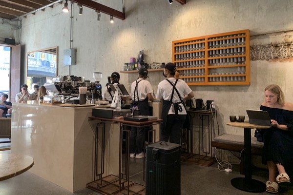 MŌMUS Coffee Phuket - Phuket.Net