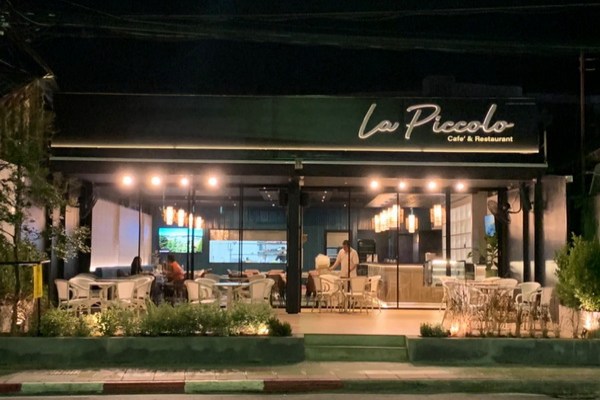 La Piccola Cafe & Restaurant - Phuket.Net