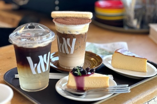 Lay Cafe Phuket - Phuket.Net