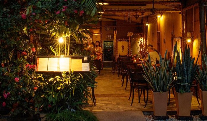 10 Most Charming Garden Cafes & Restaurants in Phuket – Phuket.Net