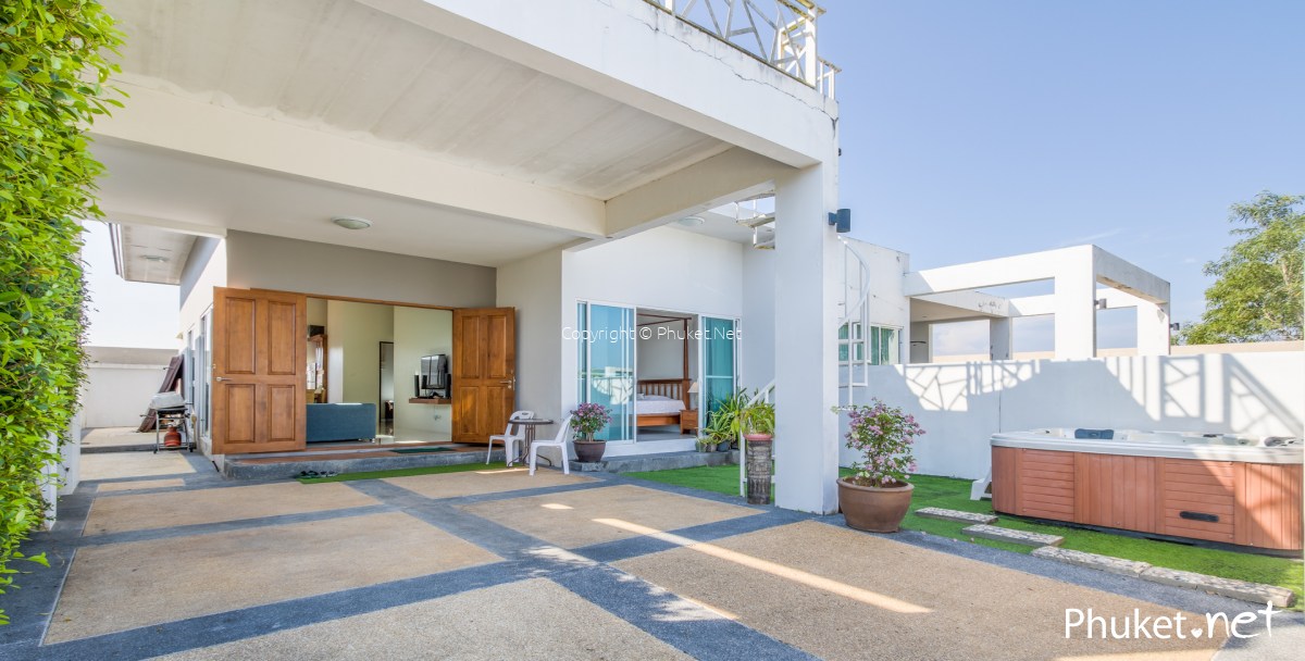 Compact Ananda Lake View Villa Thalang - 2 beds/2 baths - Phuket Real Estate and Property For ...