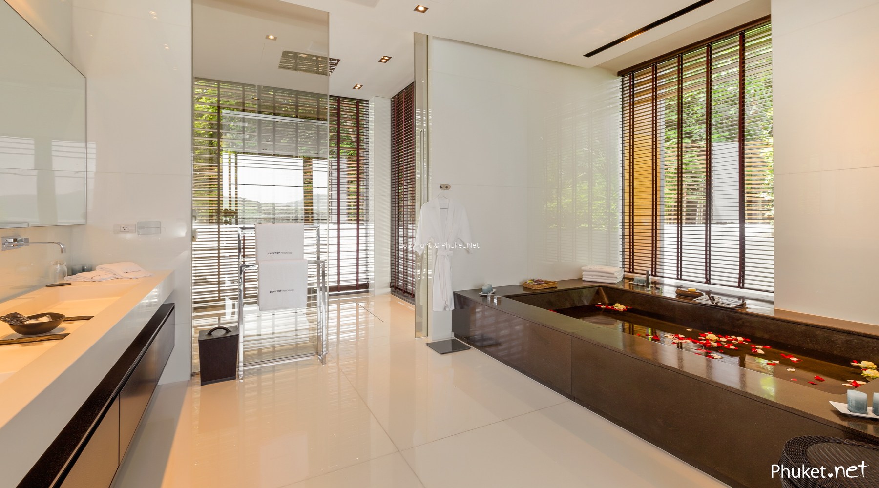 Splendid Bay View Pool Villa in Cape Panwa - 6 beds/7 baths - Phuket Real Estate and Property ...