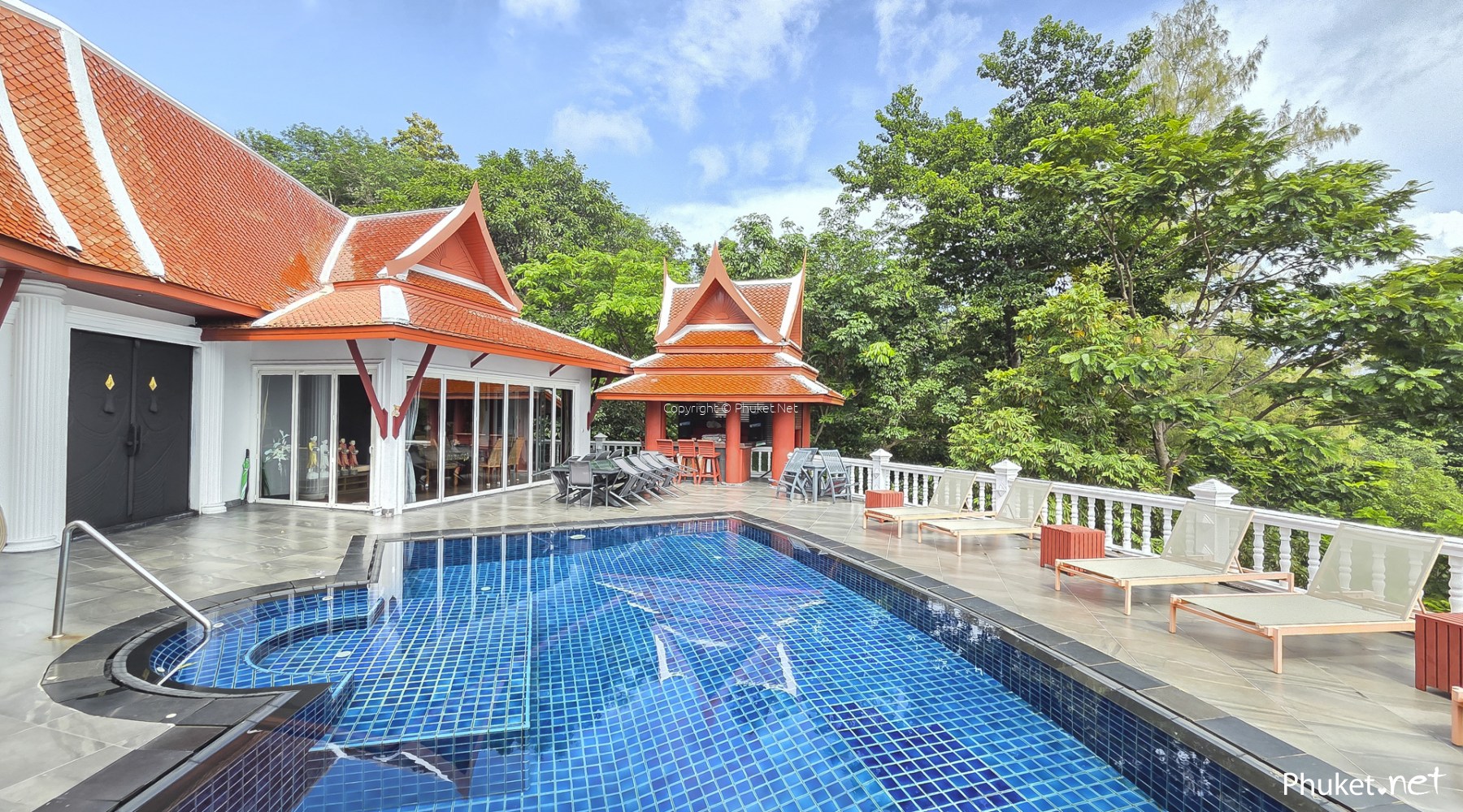 วิลล่าวิวทะเลขนาดใหญ่สไตล์ไทย ในป่าตอง - 12 ห้องนอน/12 ห้องน้ำ - อสังหาริมทรัพย์เพื่อขายในภูเก็ต ...